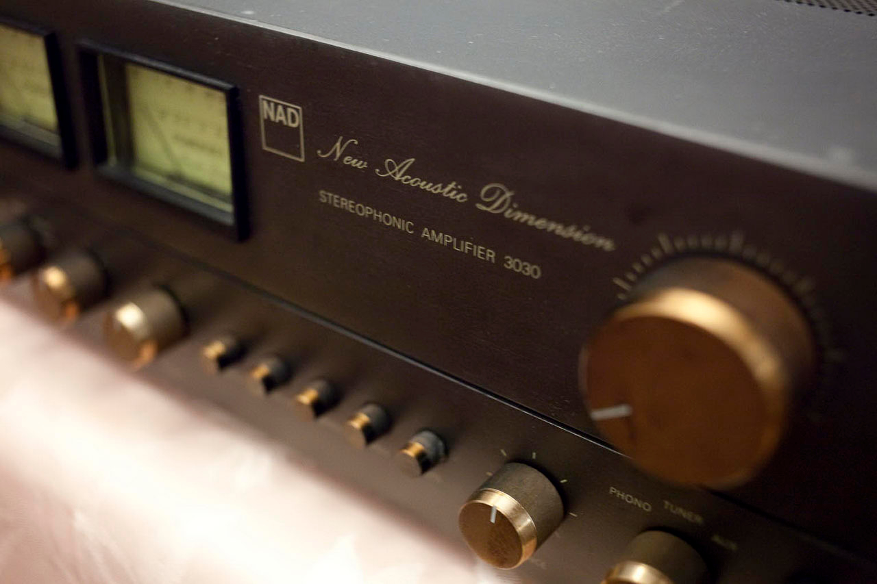NAD 3030 - Le forum Audiovintage